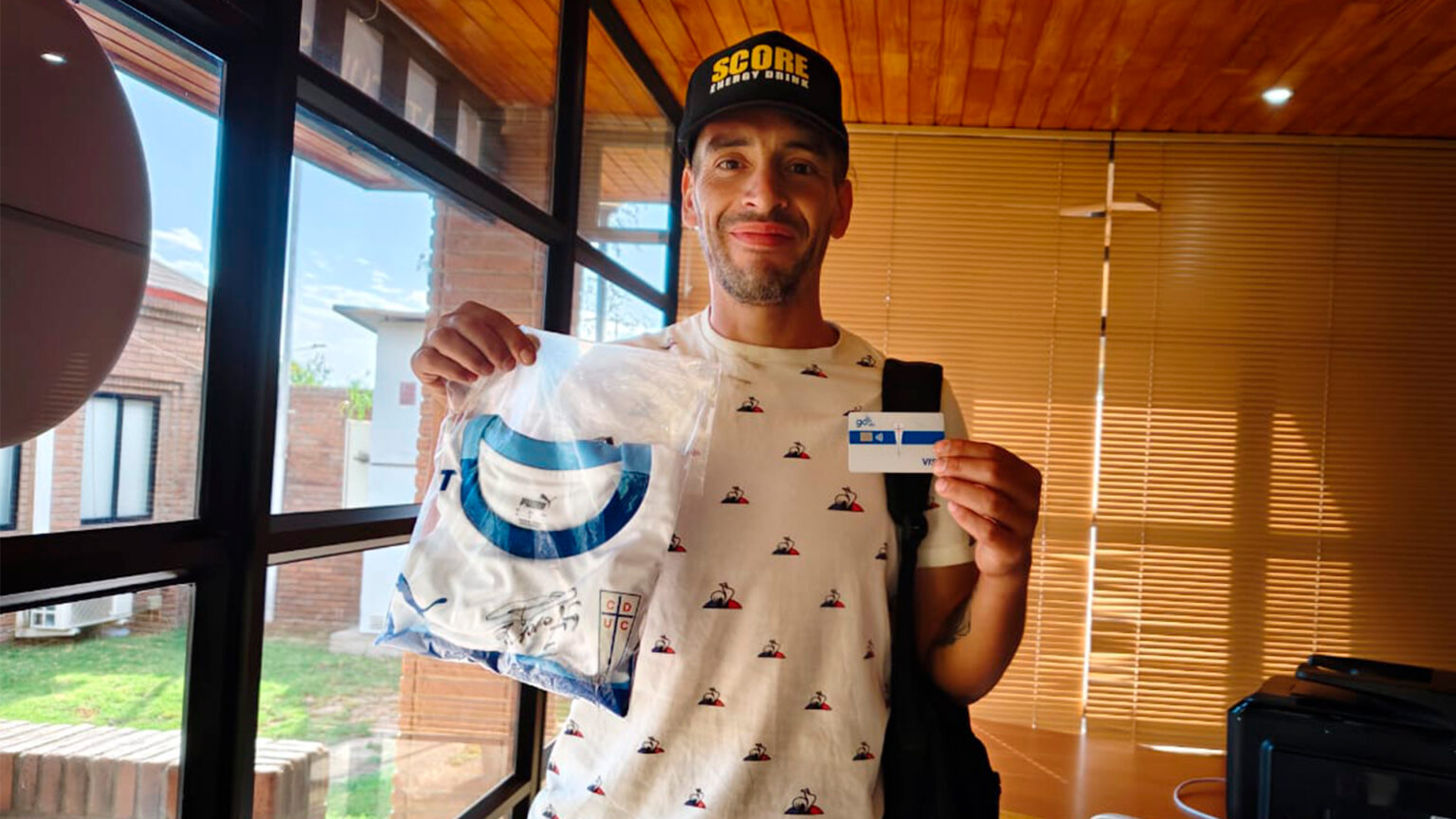 Hincha recibió un increíble premio gracias a su Tarjeta Go UC - Cruzados