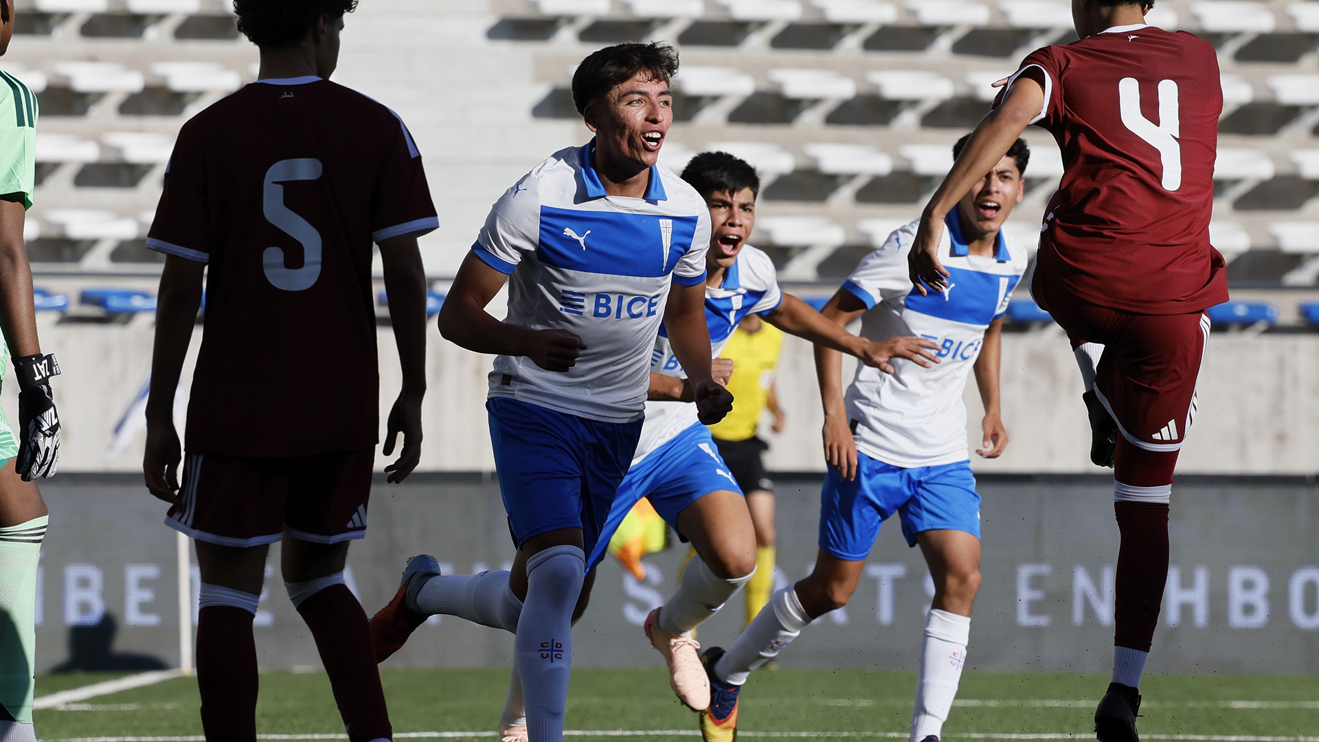 Universidad Católica 1-0 Catar | Día 1 jornada PM Copa UC Pullman ...